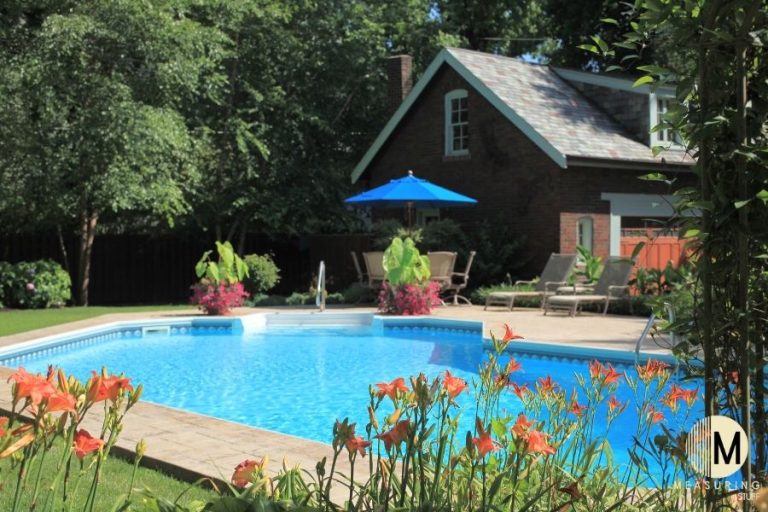 What Is The Size Of The Average Backyard? – Measuring Stuff
