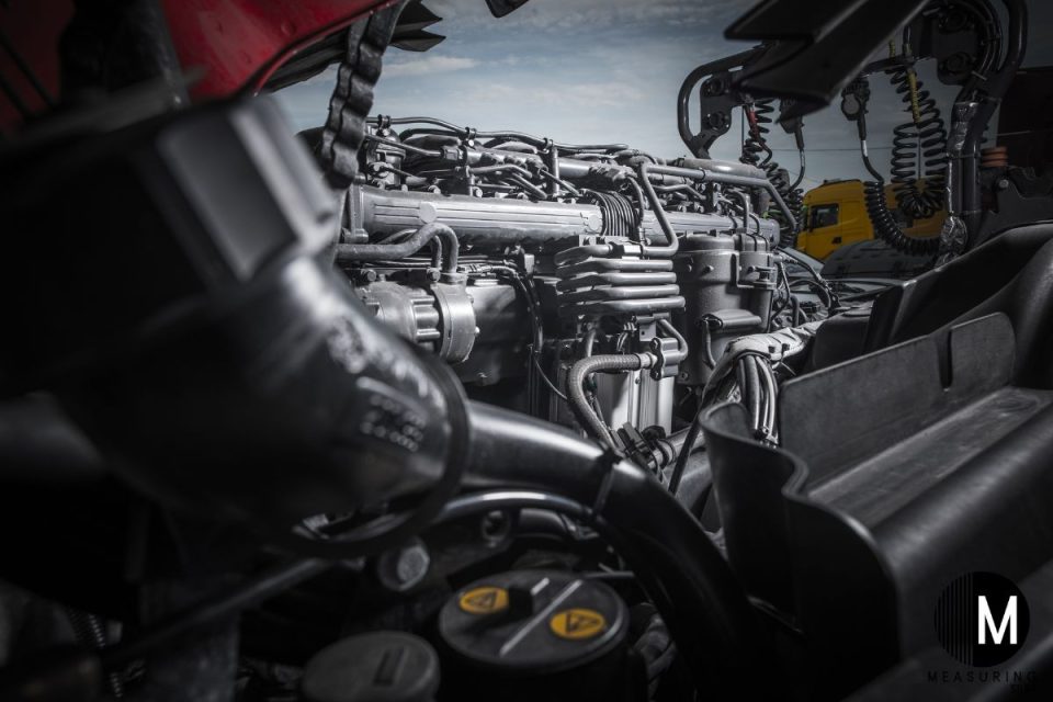 How Much Horsepower Does A Semi Have